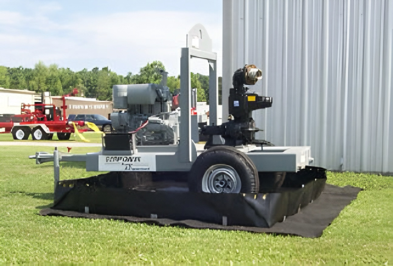 L-Bracket Spill Containment Berm 6' x 6' x 12" - Capacity 269 Gallons